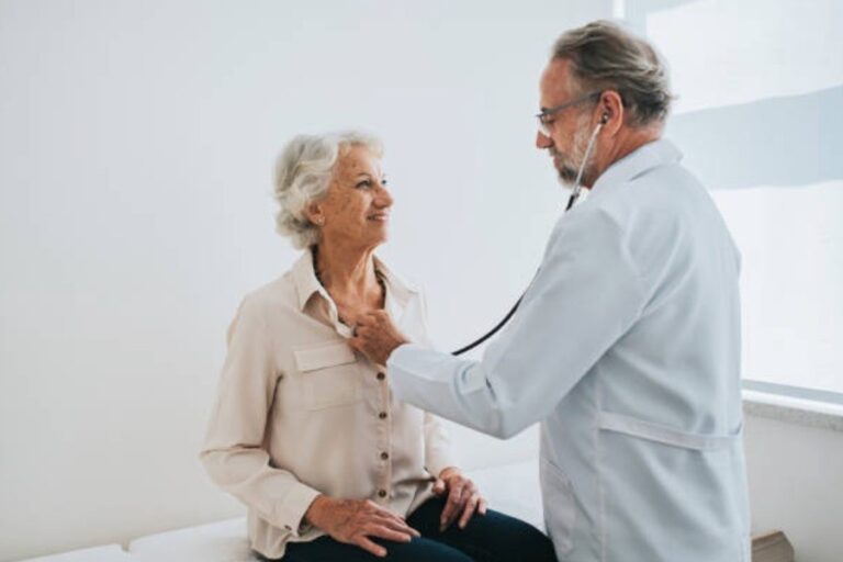 Impacto del daño cardíaco extra valvular en pacientes post TAVI - CACI